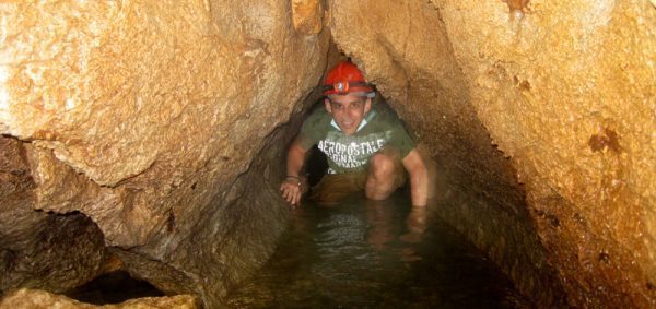 14 Tips to Stay Safe while Spelunking