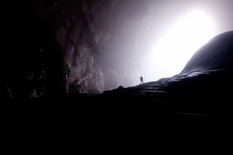 14 Tips to Stay Safe while Spelunking