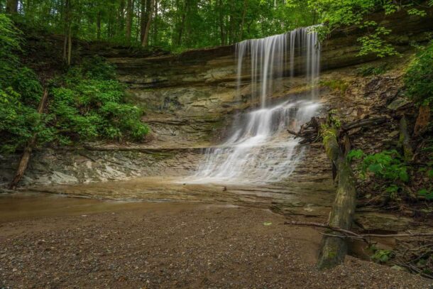 10 Amazing Waterfalls in Indiana You'll Never Forget
