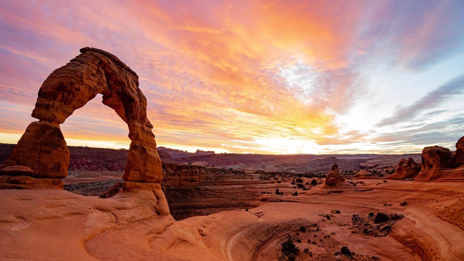 10 Moab Hikes With Stunning Landscapes | Explore the Best of Utah